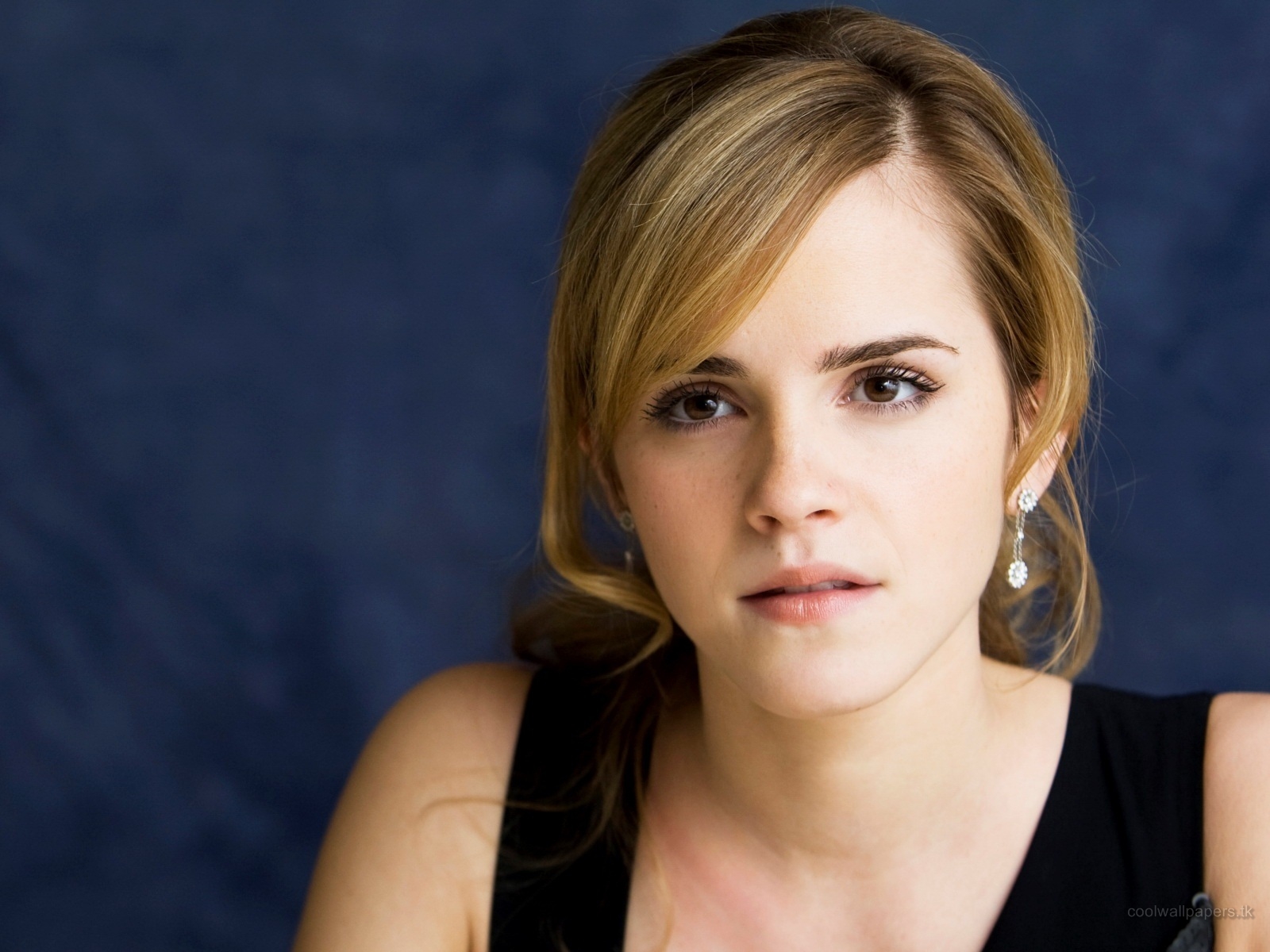 Emma Watson Hot Wallpapers ~ Cheer Arena | Wallpapers World