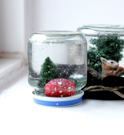 do-it-yourself: snow domes - a tutorial | artsy ants