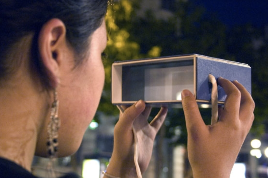 Artists' Books and Multiples: Carlos Cruz-Diez | Chromoscope