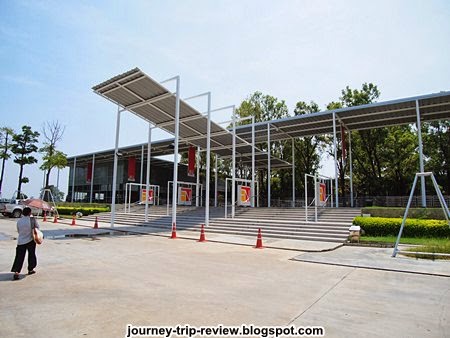 Fly Now Factory Outlet สิงห์บุรี น่าแวะกว่าที่คิด ^ ^ | JTR - รีวิวที่ ...