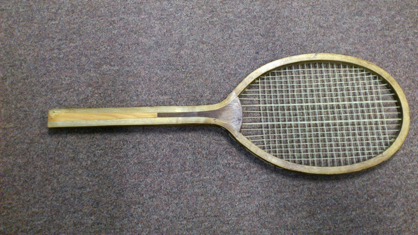 Haüfcut Instruments : How to build a 4 string Tennis Racquet Banjo