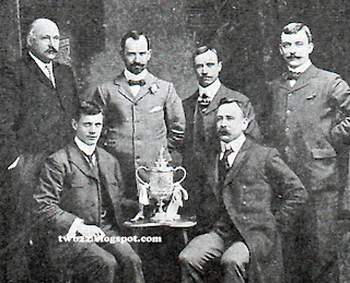 TWB22: Tottenham Hotspur Official History 1882 - 2001