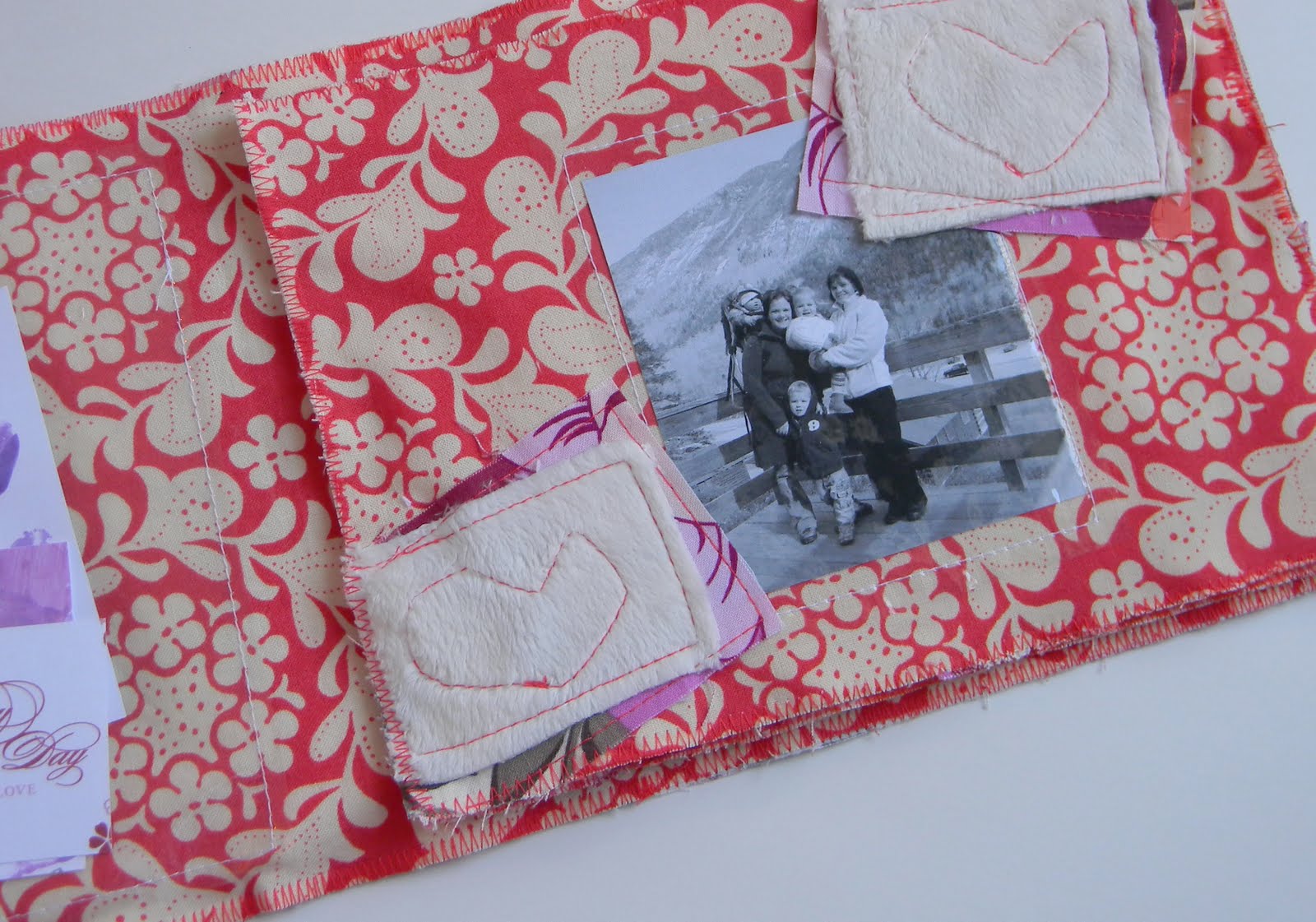fat quarter friday {fabric scrapbook tutorial}
