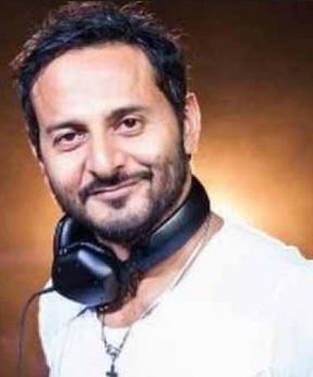 Nikhil Chinapa Family Wife Son Daughter Father Mother Marriage Photos ...