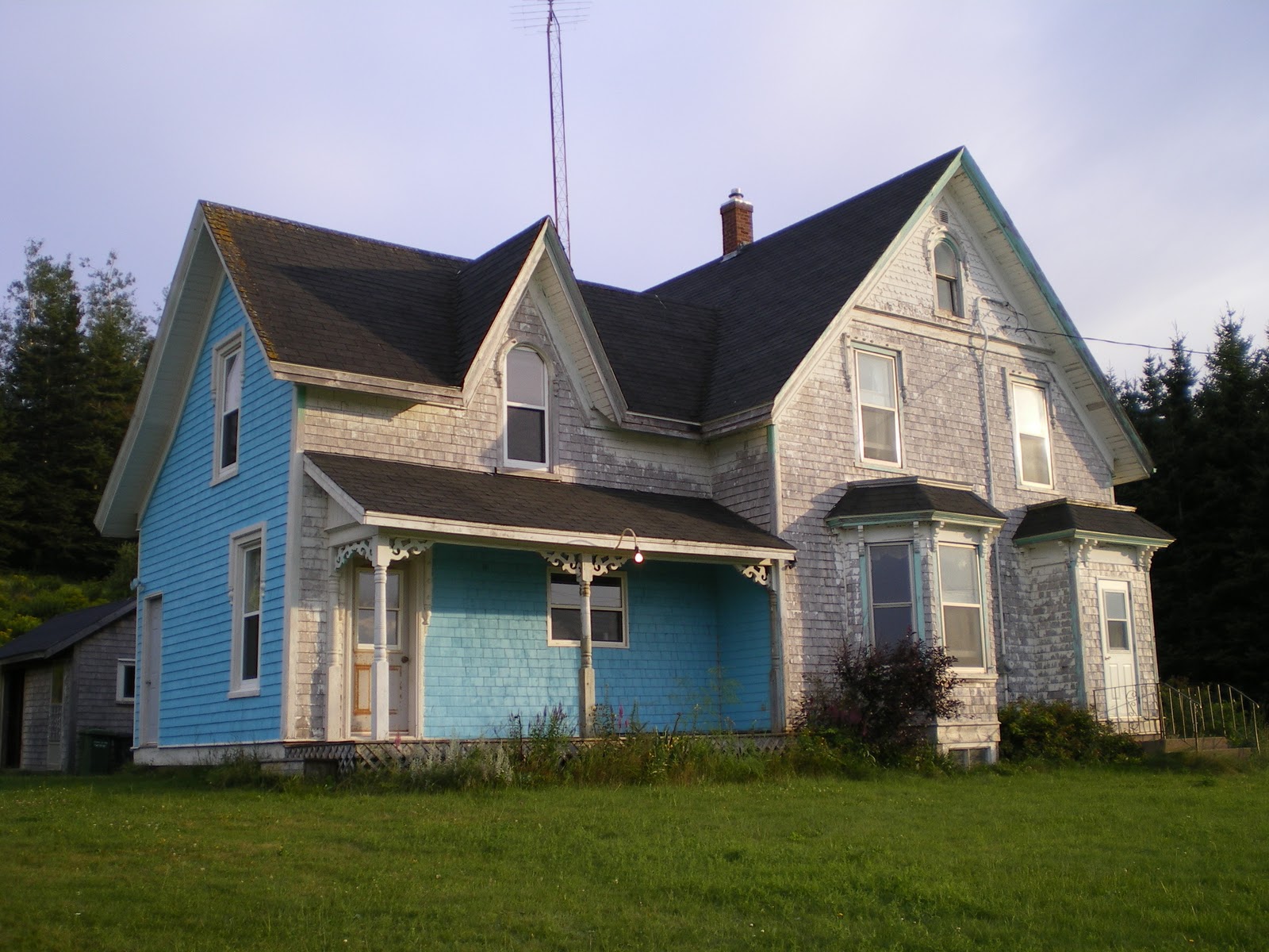 P.E.I. Heritage Buildings: Clinton Island-ell Farmhouse