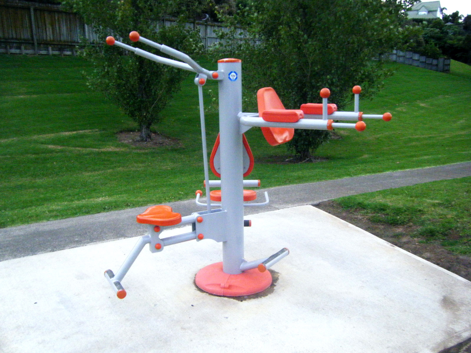 Auckland's Urban Environment.: Promoting exercise and fitness in parks ...