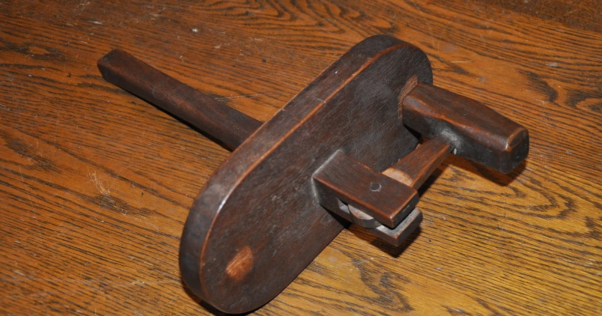 Orbis Catholicus Secundus: What a Good Friday Crotalus Looks Like