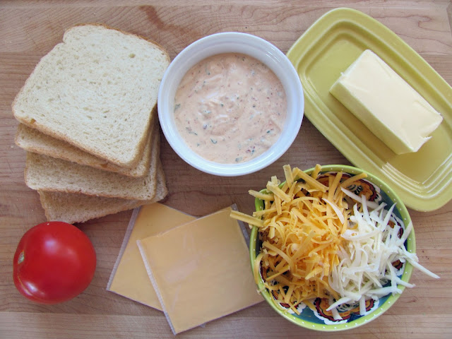 The Girly Girl Cooks: "The Cheesehead" Grilled Cheese