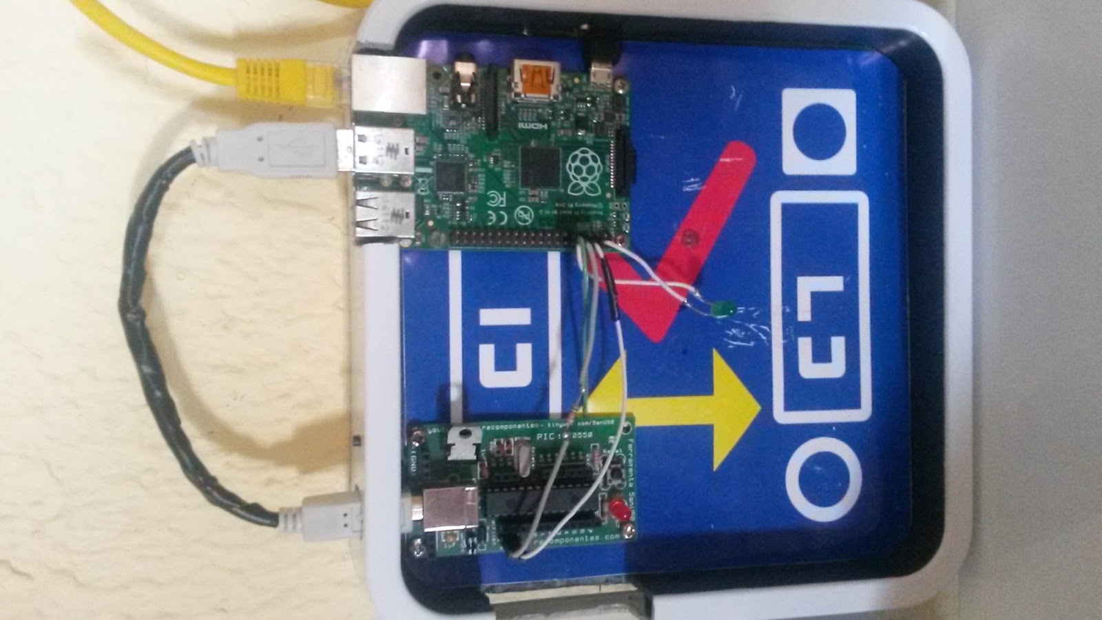 Lxterminal vs uxterm - bubblegarry