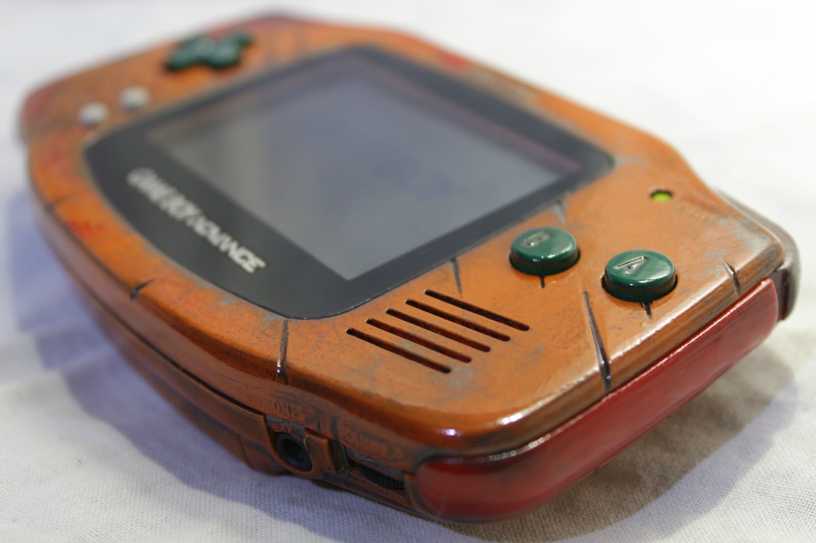 Veja este Game Boy Advance temático de Metroid