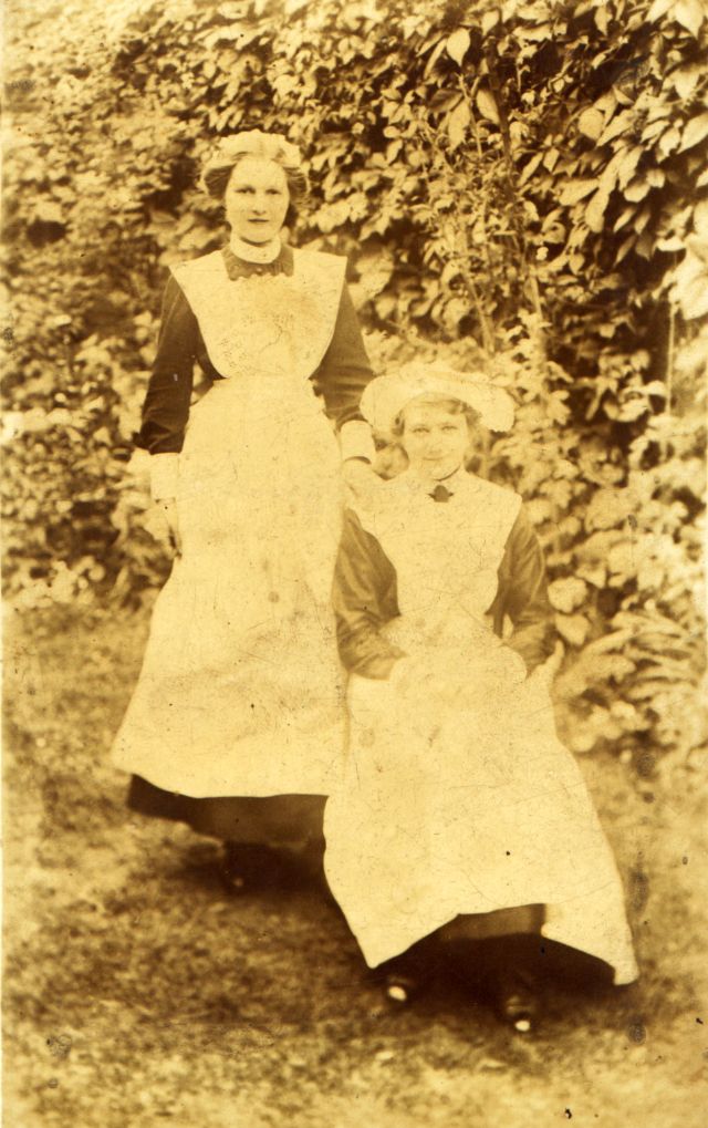 Beautiful Portraits of Edwardian Maids From the 1900s ~ Vintage Everyday