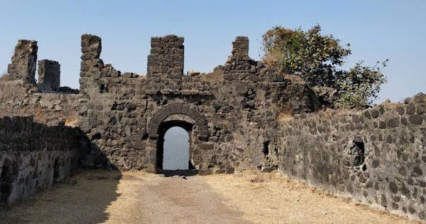 कोर्लई किल्ला