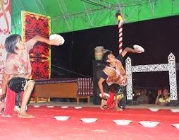 SENI TARI KALIMANTAN BARAT