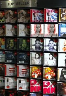 Ruby Rhodes A2 Media Studies : Final Digipak