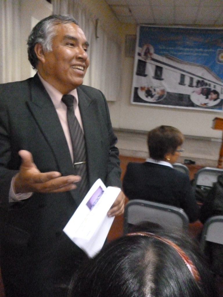 ALCIDES TORRES PAREDES: SALVEMOS LA EDUCACIÓN BÁSICA ALTERNATIVA