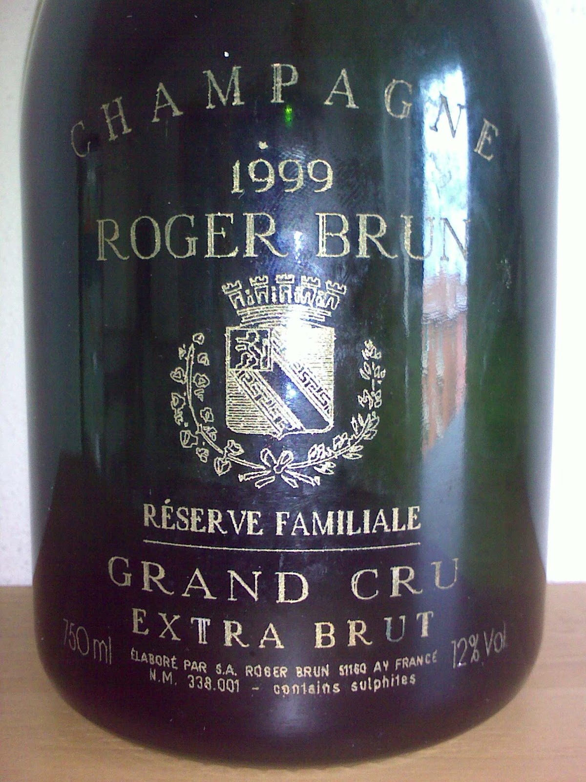 Champagne Roger Brun – Réserve Familiale Oenothèque Grand Cru Extra ...