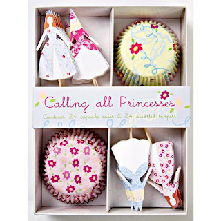 It's Written on the Wall: We've Rounded up some Cute Cupcakes & Free ...