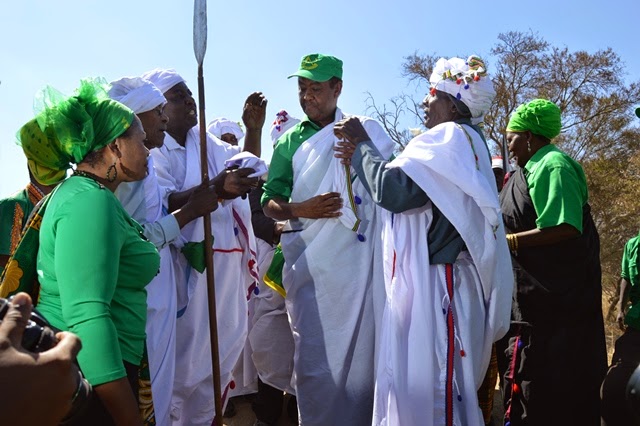 KINANA AENZIWA KALENGA, APEWA HESHIMA YA KICHIFU, AHUTUBIA WANANCHI ...