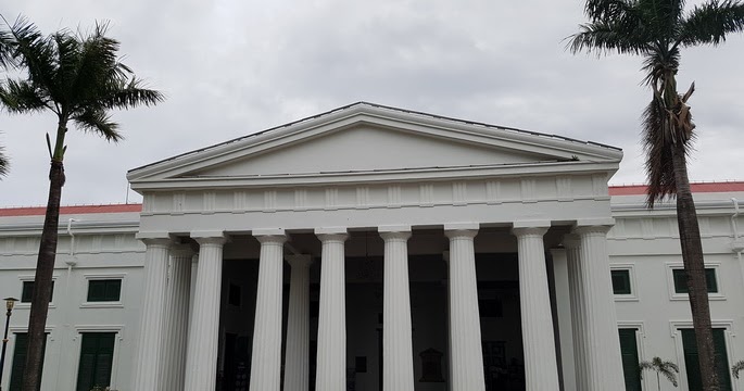 Museum Seni Rupa dan Keramik Jakarta - sukasukadee