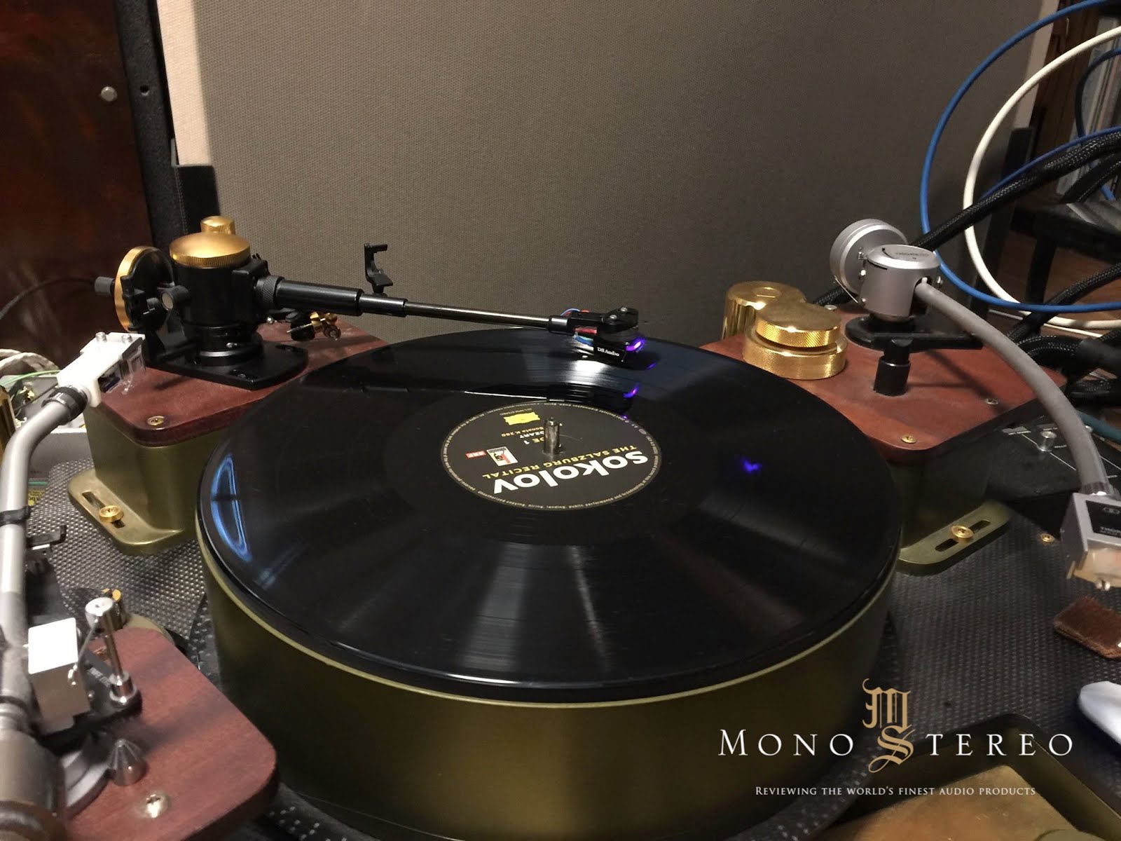 DS Master 1 in a very special analog company – Ultimate High-Fidelity