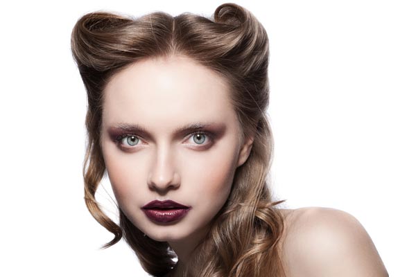 Art a la Mode: How to do vintage victory rolls