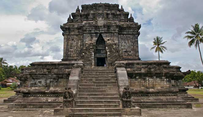 10 CANDI TERINDAH DI INDONESIA YANG WAJIB DIKUNJUNGI - Wisata Indonesia
