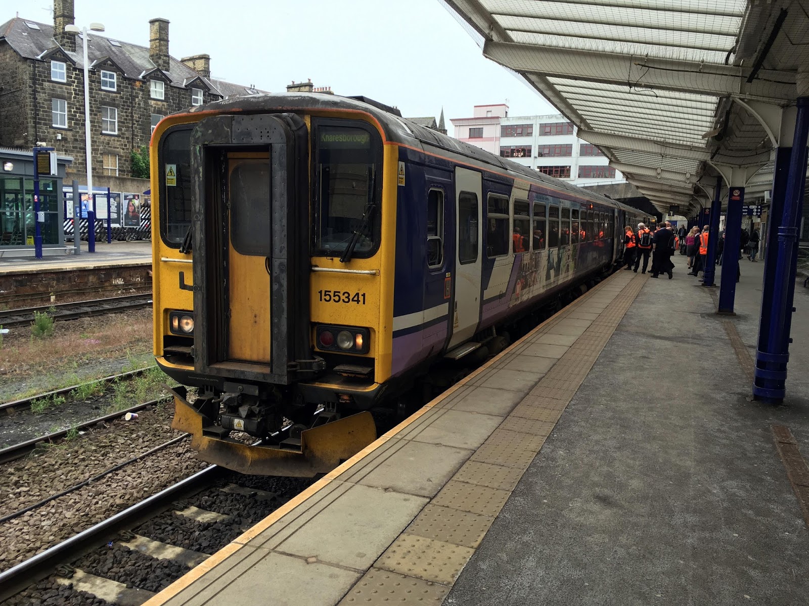 British Diesels and Electrics: Class 155 Super Sprinter (Leyland ...