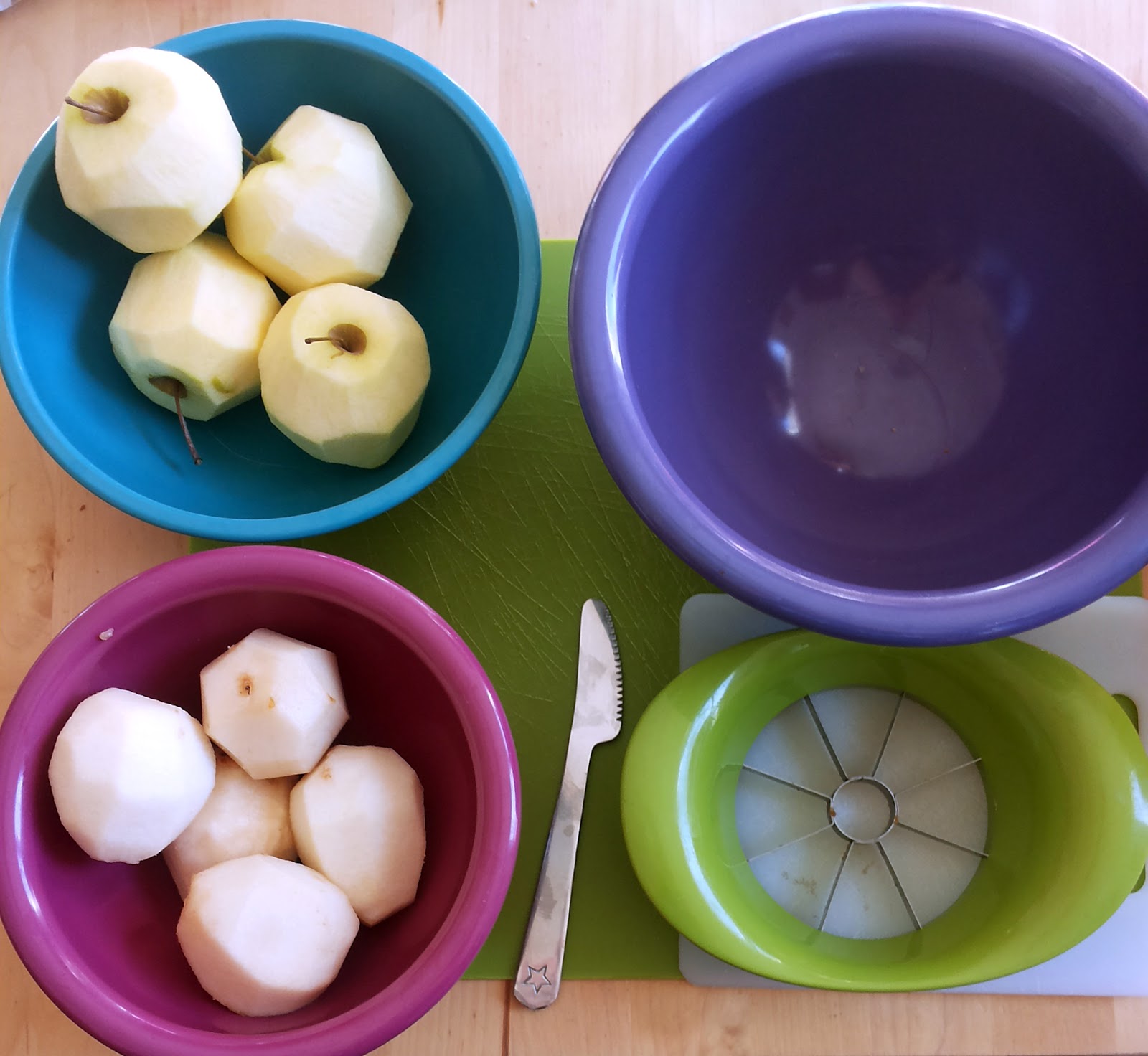 Apprendre en s'amusant - Couper des Pommes - Les Aventures des Petits Pois