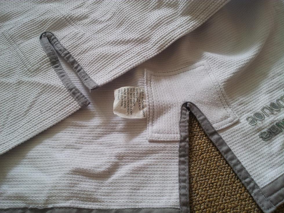 slideyfoot.com | bjj resources: Gi Review - Pro Series 2.0 (Flow Kimonos)