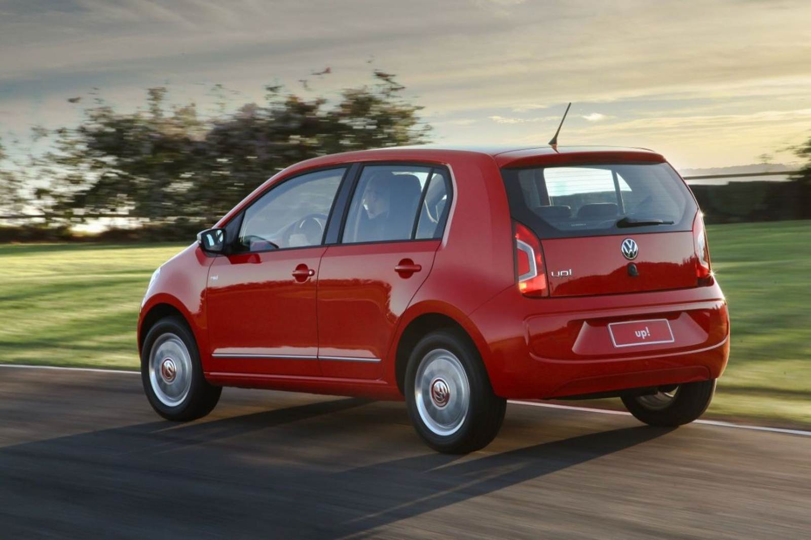 Volkswagen up! - tabela de preços oficial é divulgada