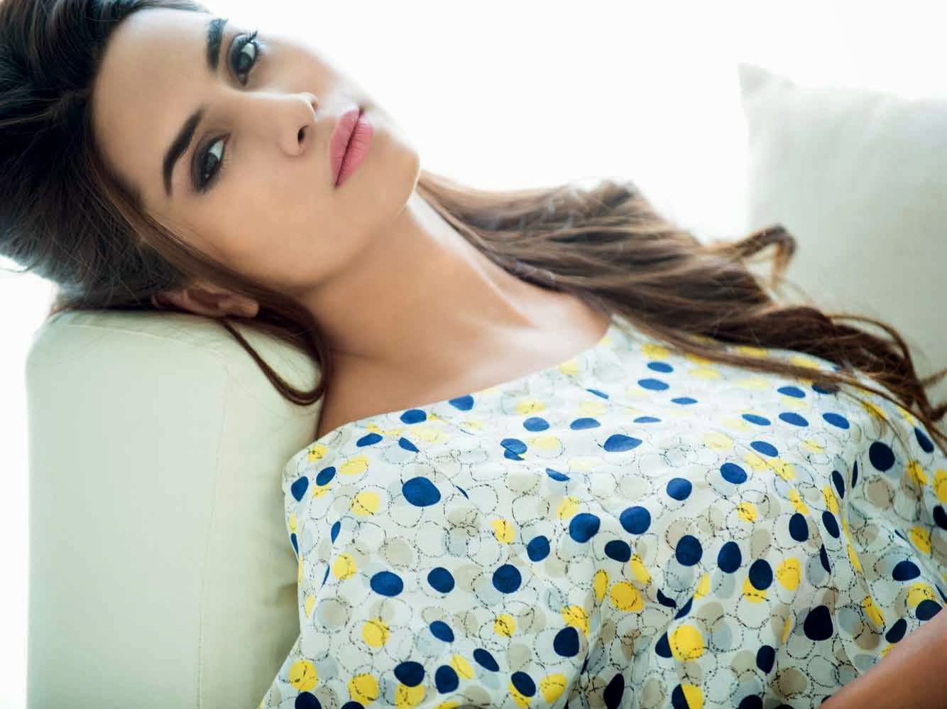 18 Huma Khan's Gorgeous Photo Stills - FashionBA