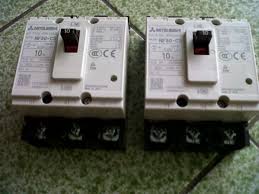 tekhnik listrik industri: Mengenal NFB ( No Fuse Breaker )
