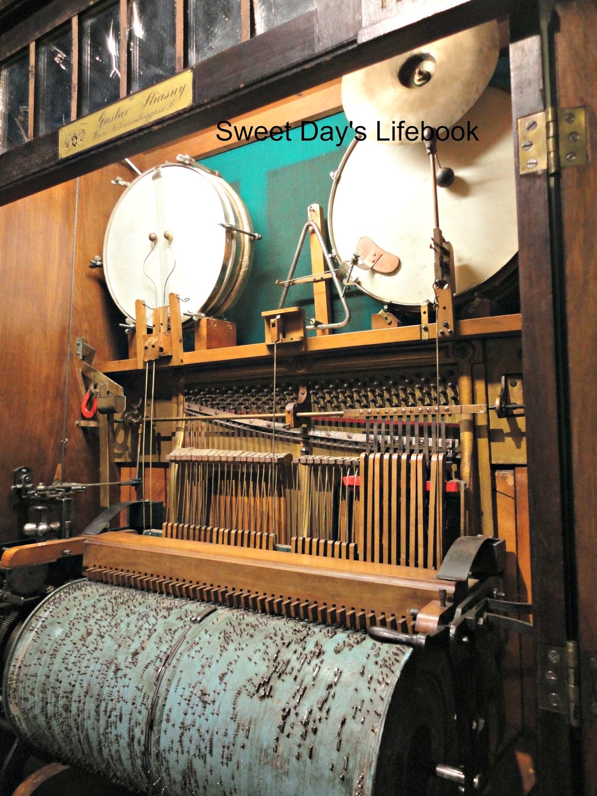 Sweet Day's Lifebook: Hidden Gem in Telok Ayer: Singapore Musical Box ...