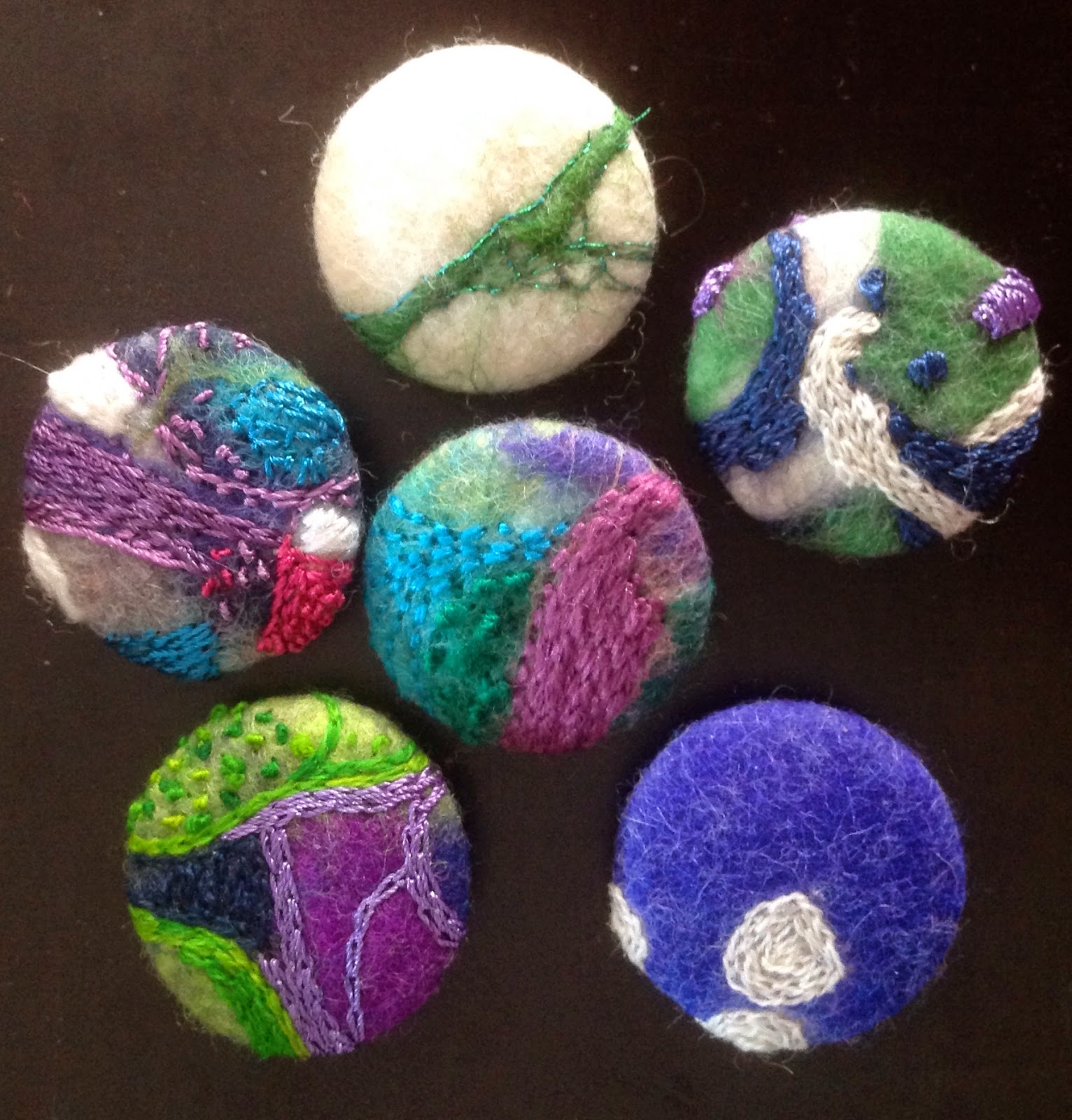 Jyzz eigentijds en apART: More button love... ️