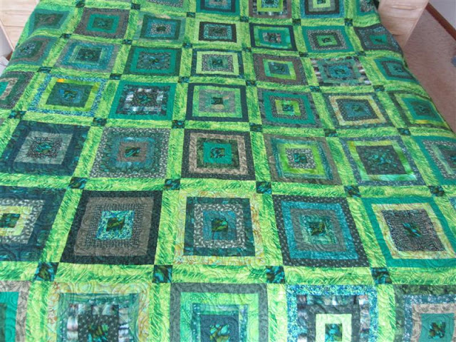 Crafty Sewing & Quilting: The Green Donation Quilt is Completed and ...