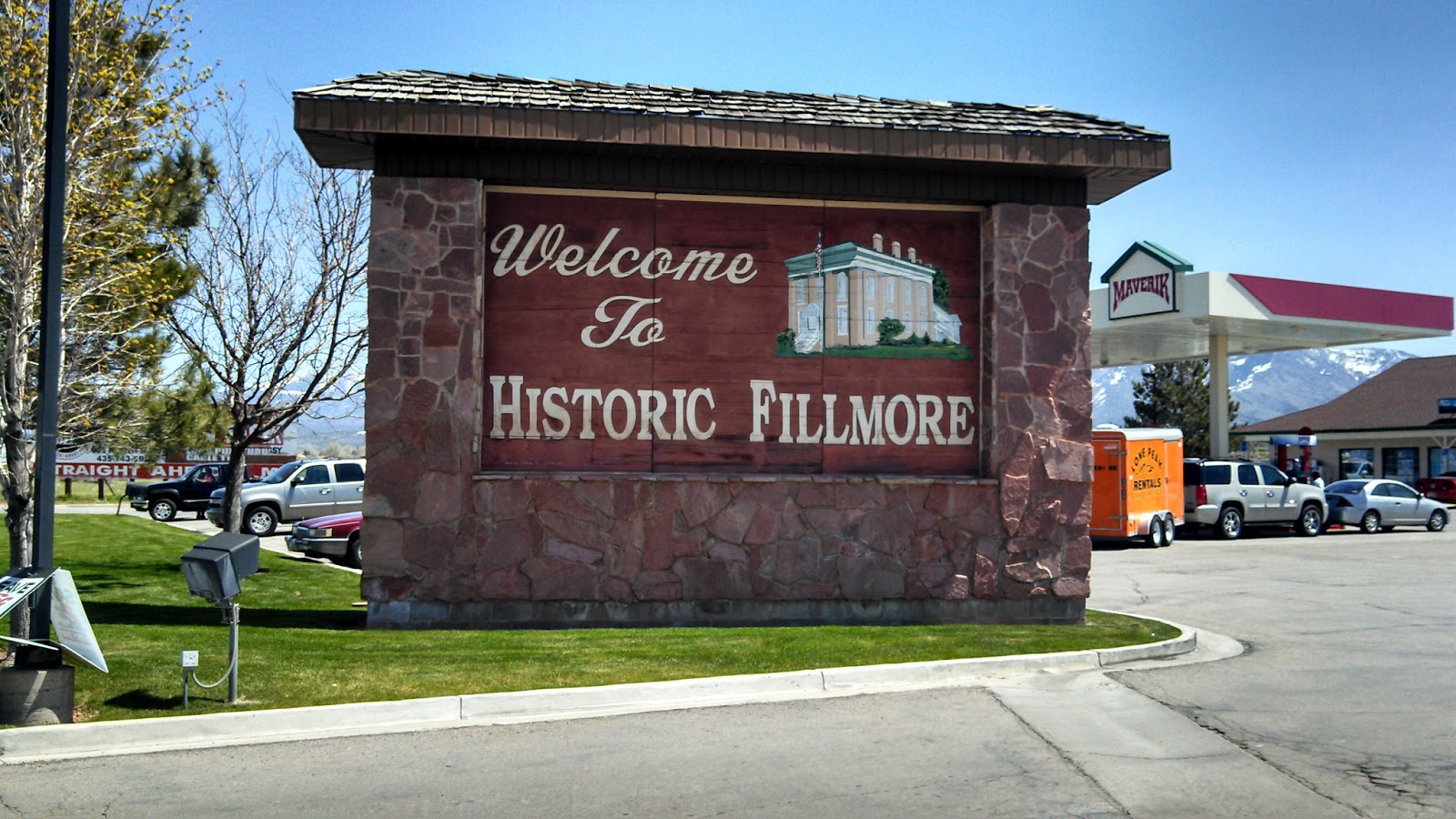 Life, Love....and Lunch: A walk down the Main Street in Fillmore