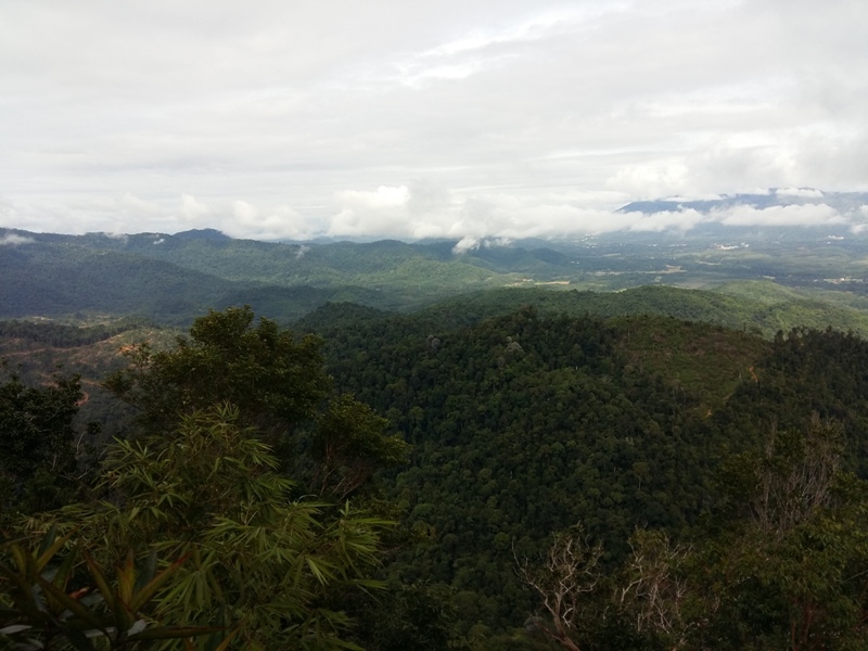 TRAVELOG: GUNUNG KEMERLONG SIK KEDAH : Cabaran Pacat...Boleh cuba KEDA ...