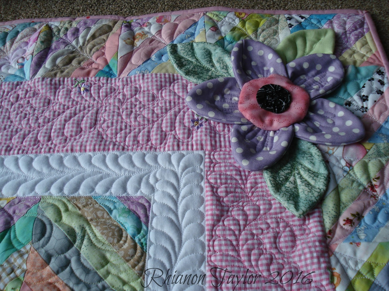 The Nifty Stitcher: Scrappy Strings Baby Quilt