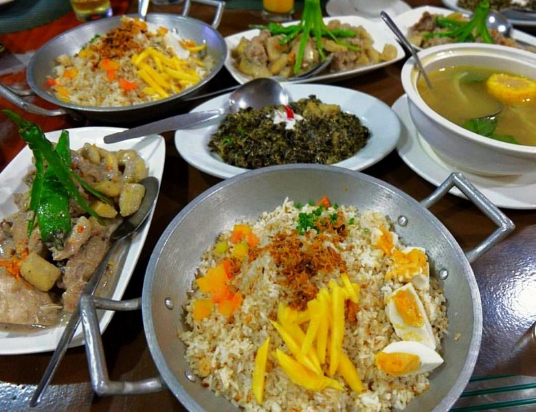 F.Y.I. (Fire Your Imagination): Restaurant Review: 1st Colonial Grill ...