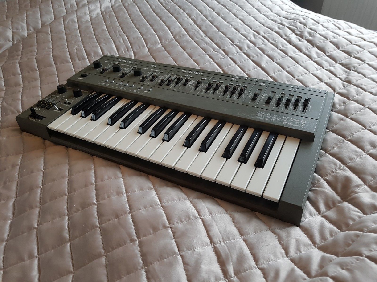 MATRIXSYNTH: Roland SH-101 Analogue Keyboard Vintage Synthesiser