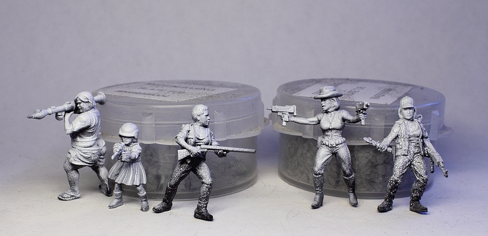 Battle Brush Studios: Review: Apocalypse Survivors - The Women