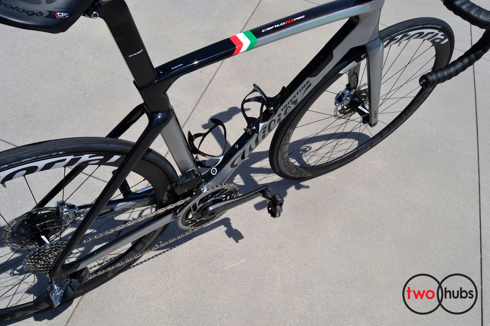 www.twohubs.com: Iridescent Wilier Triestina Cento10 Pro SRAM Red eTap ...