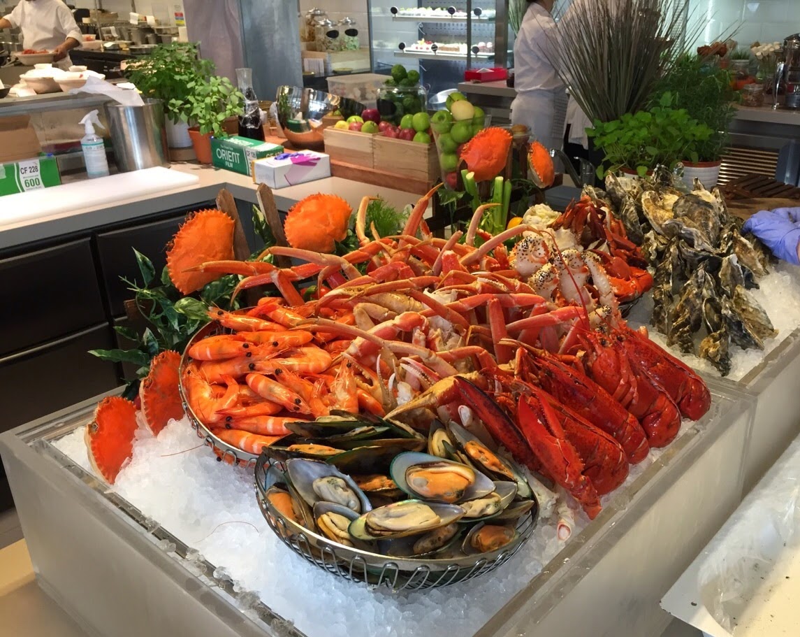 SuMMeR LoVes To Eat! Singapore Food Blog: Lunch Buffet at Escape ...