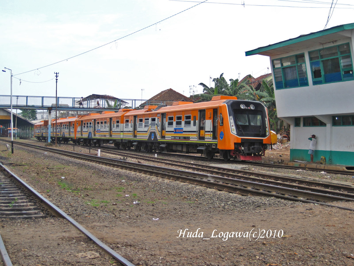 All about Trains and Railfans: Review KA : Mengenal KRDI