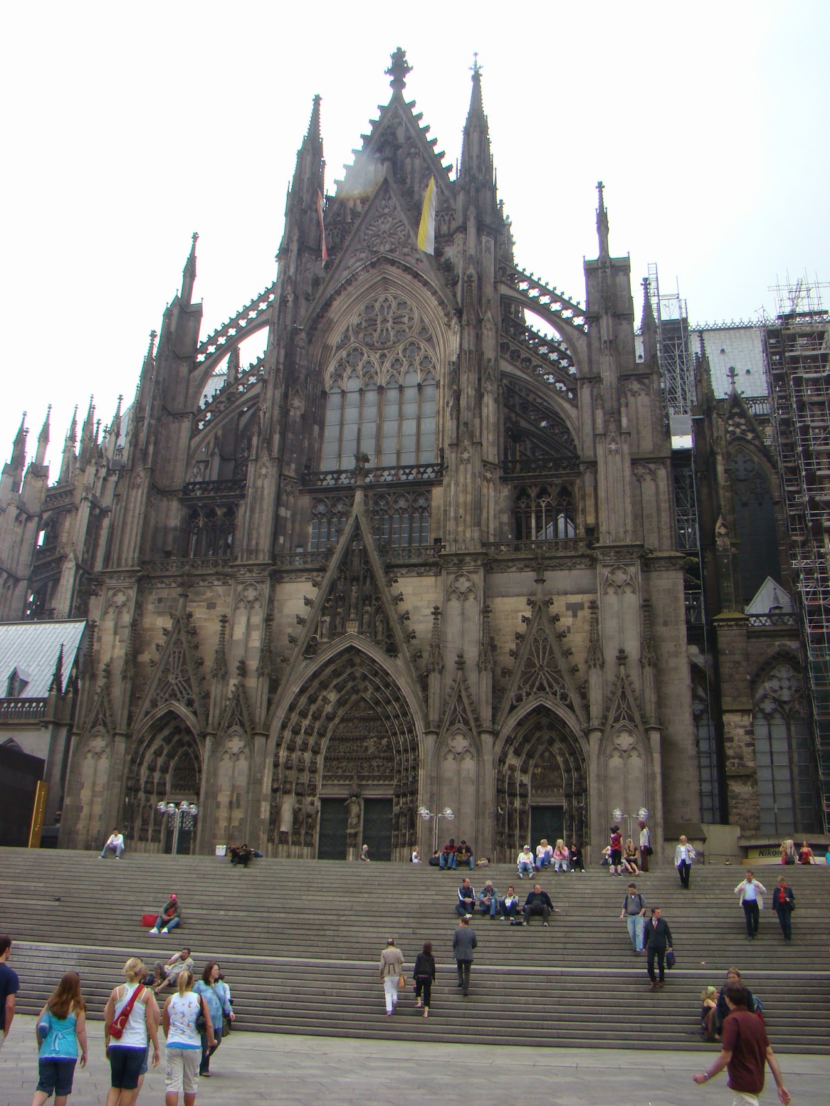 Haihui prin Lume : Koln