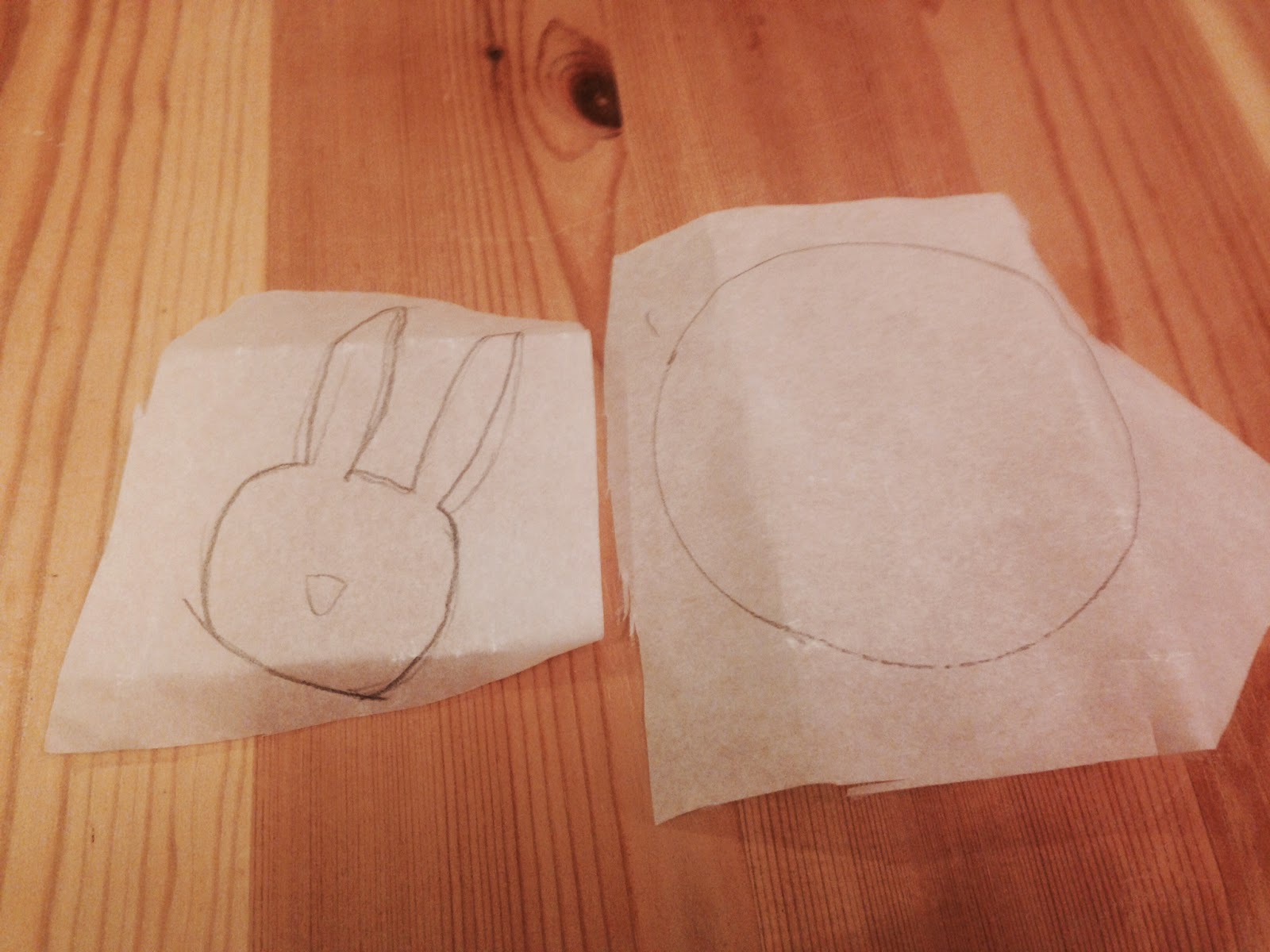 Bundles and Buttons: How to use Bondaweb - Photo tutorial