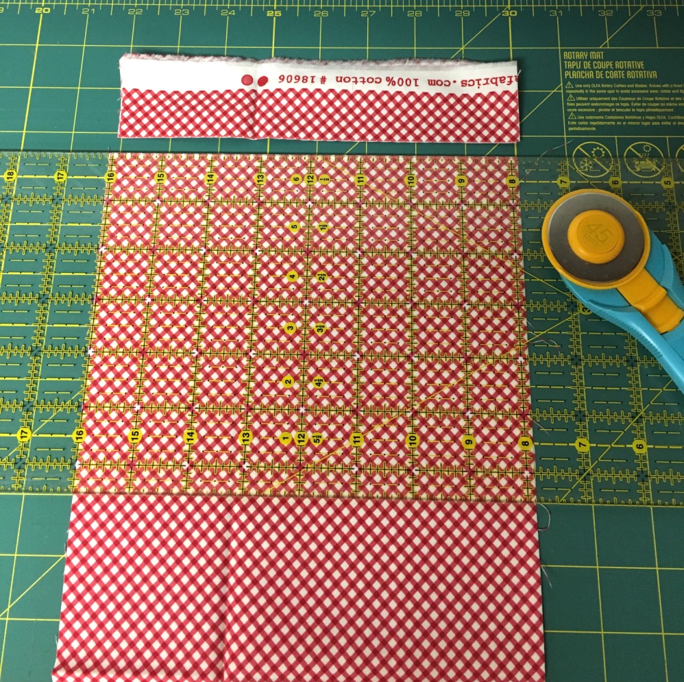 Happy Quilting: Sewing with Selvages Tutorial