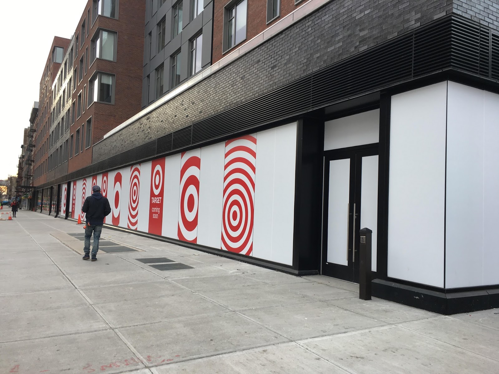 EV Grieve: The for-real Target signage has arrived at EVGB
