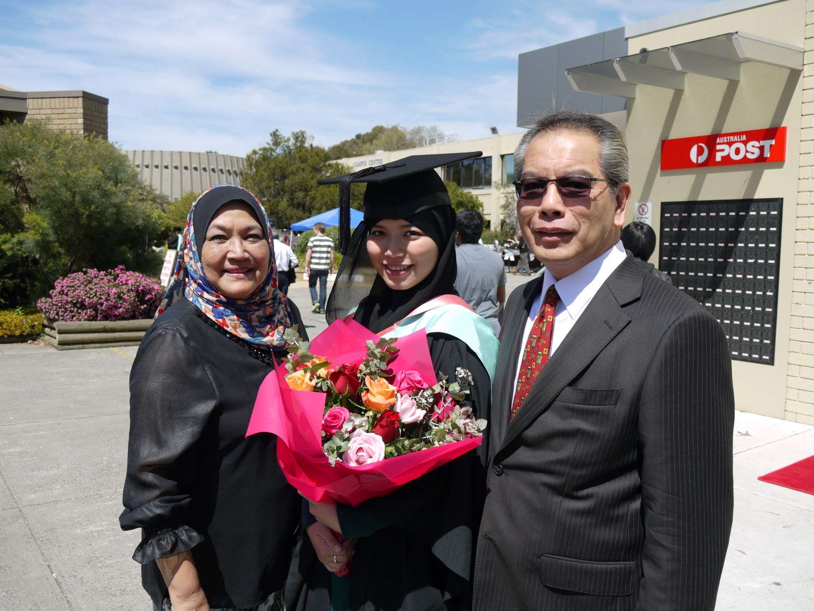 The Awesome Project: Far: Hijab and graduation tips!