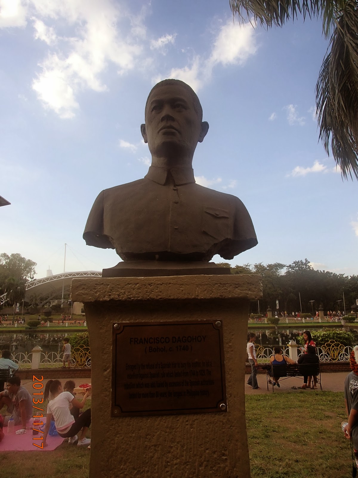 Trip to Manila: The Place for All Season "Rizal Park"